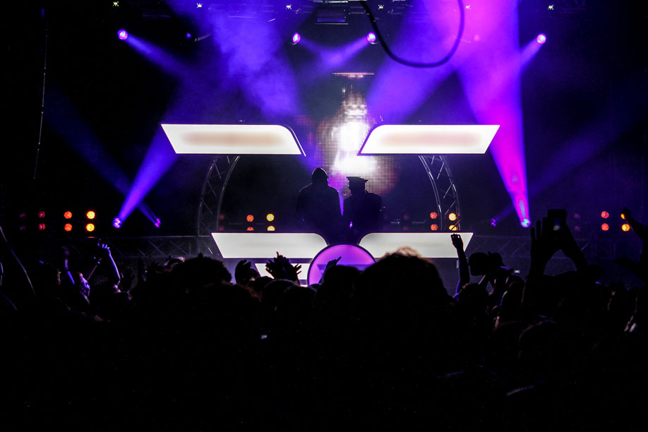 Flight Facilities | lifewithoutandy