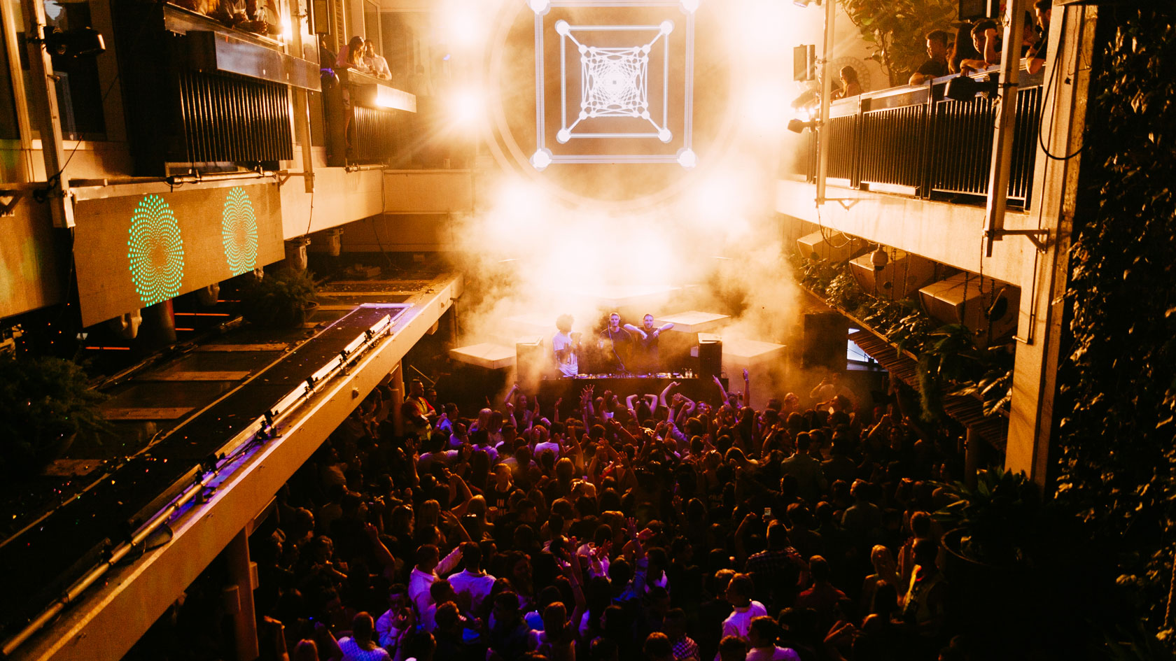 Club MTV: SCNDL | lifewithoutandy