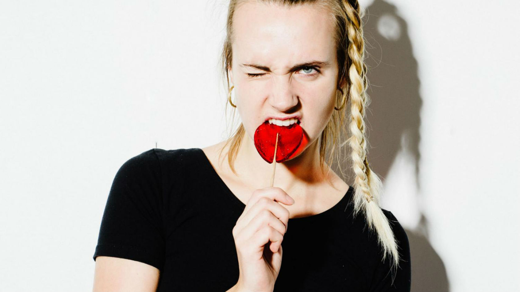 Interview: Get Familiar With Mega Hit-Maker MØ Before Falls Festival ...