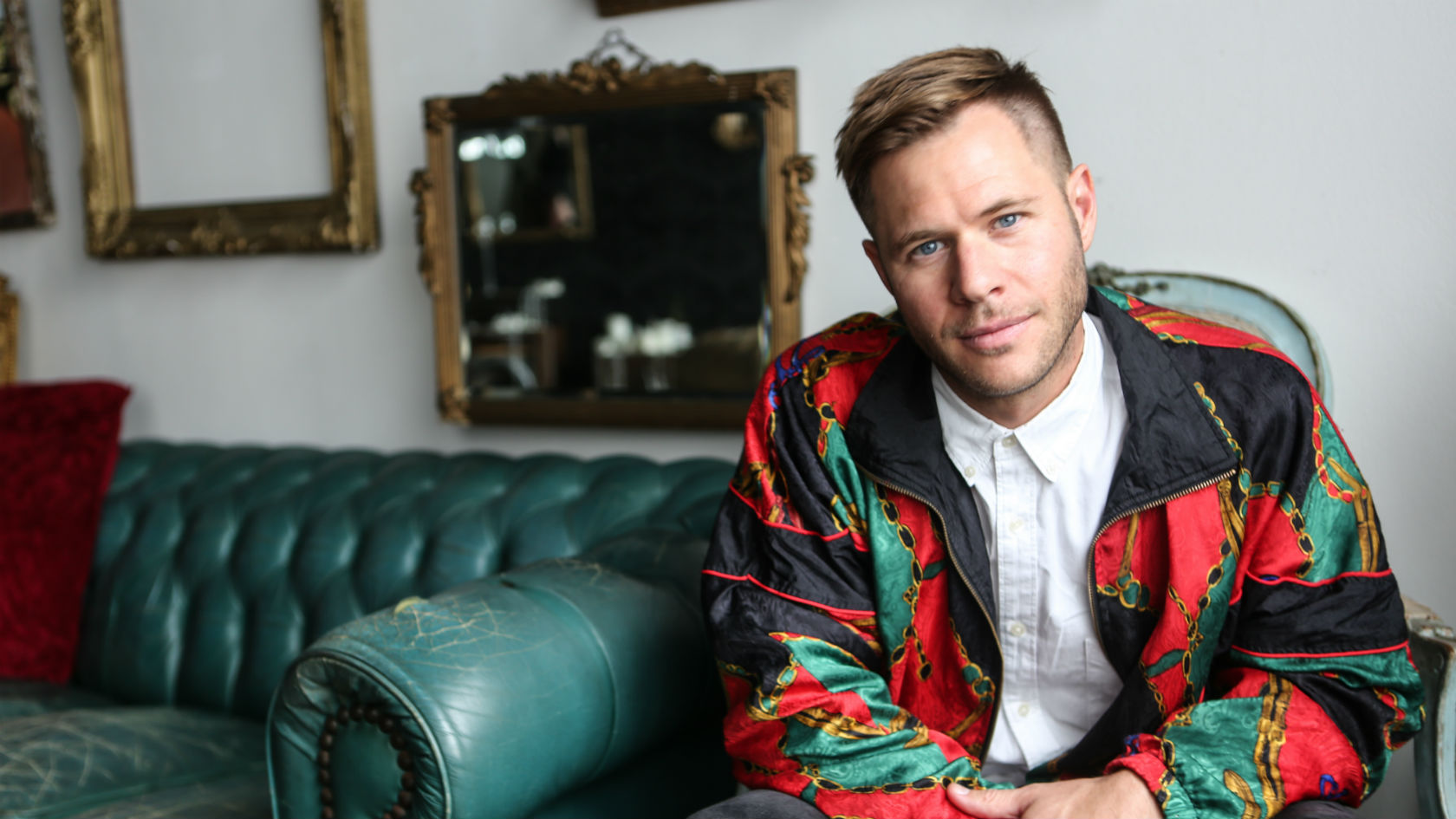 Video Premiere: Billy Fox Dives Into Throwback Psychedelic Visuals On ...