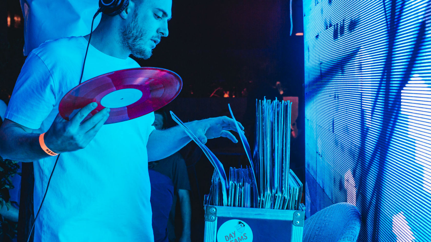 Mantra Collective & THIS Team Up For A Winter Cruise On Sydney Harbour ...