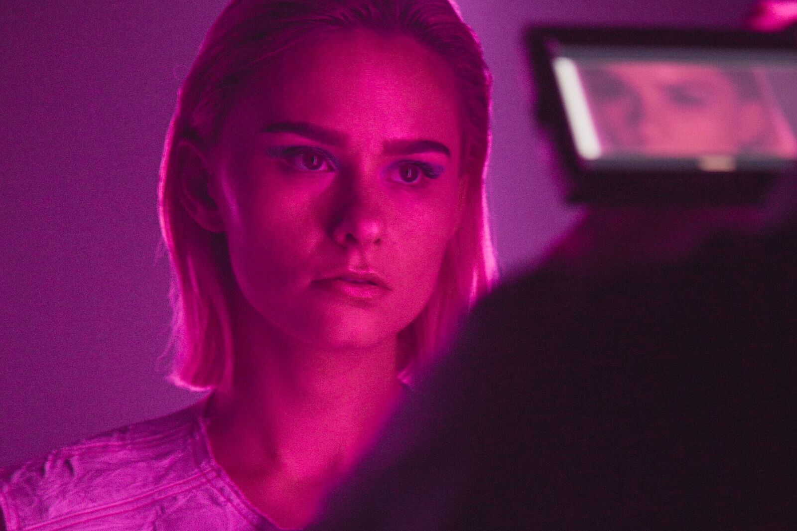 Video Premiere: Nicole Millar Delivers Emotive Banger ‘All My Issues ...