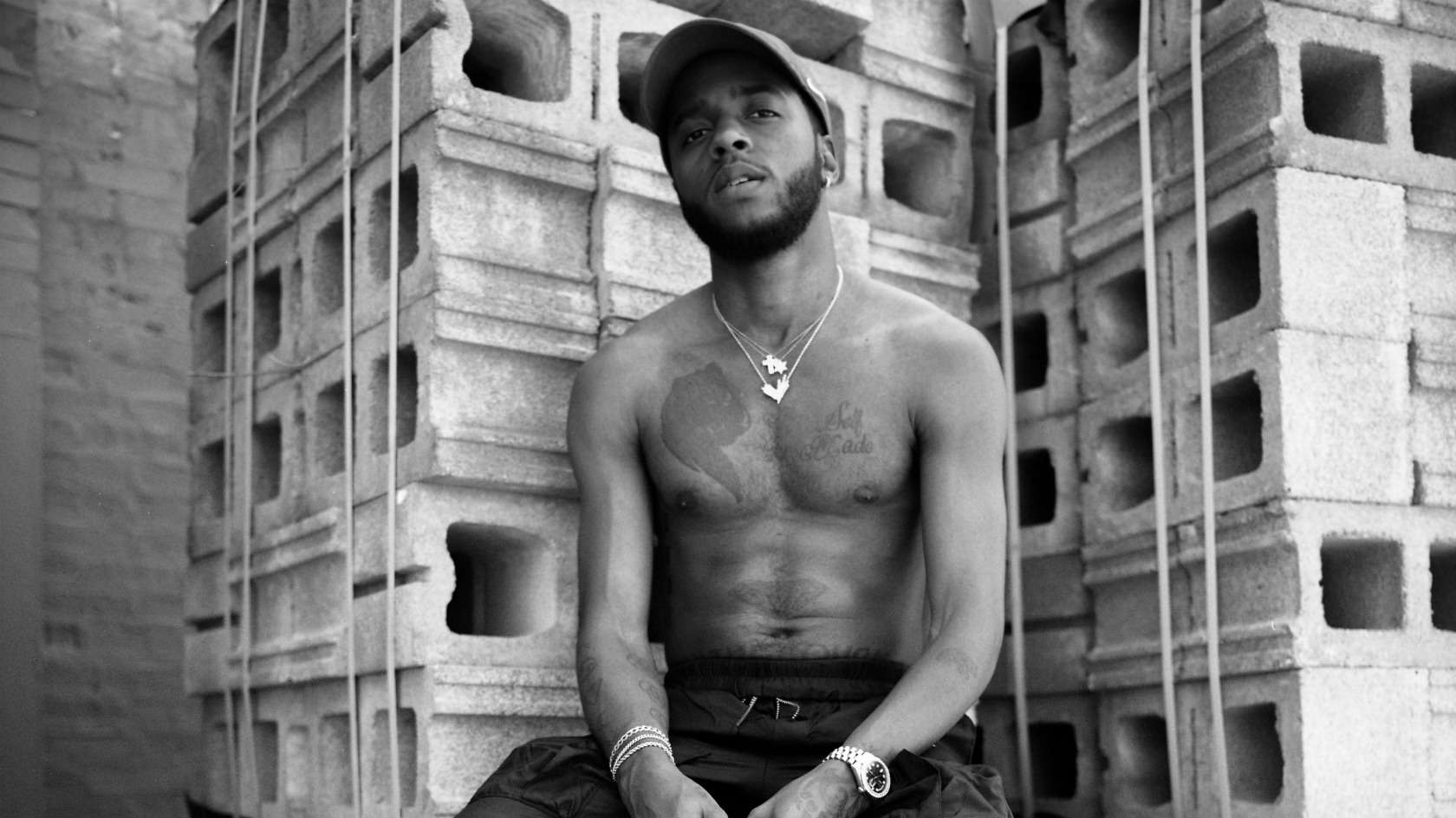Rapper 6lack Is Returning To Australia For His “From East Atlanta, With ...