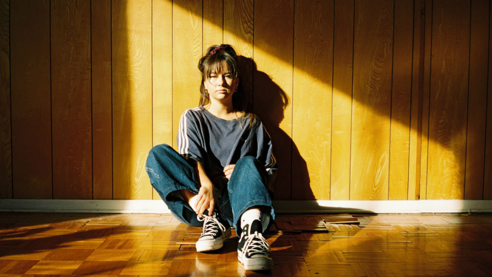 Watch: Mallrat Goes Deep With Soulful New Tune 'Charlie' | lifewithoutandy