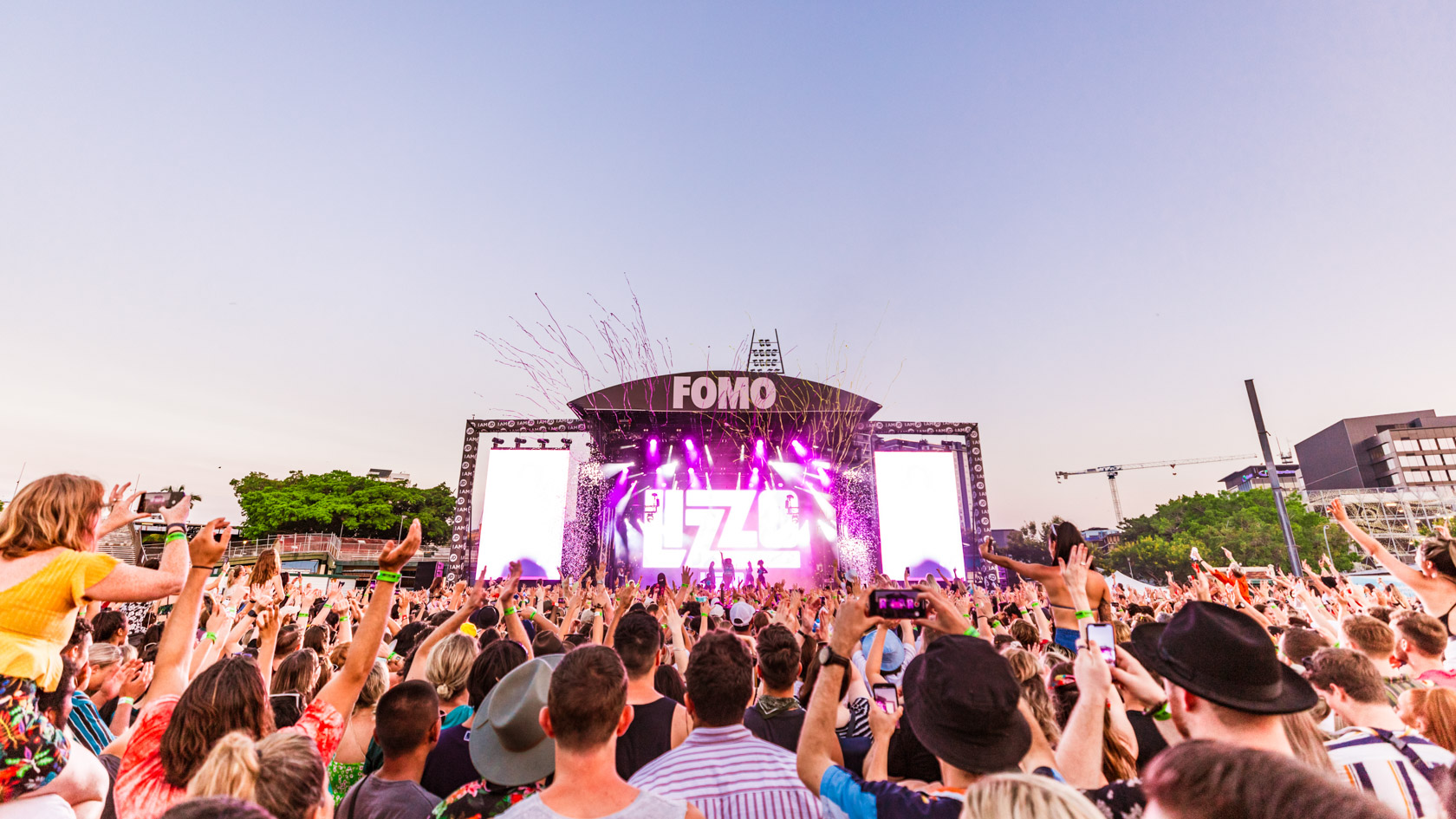 Lizzo Is Asking Punters To Dig Deep For The Firies At FOMO Festival ...