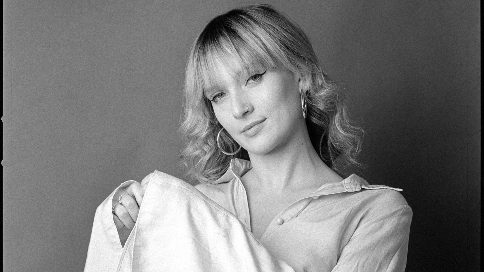 Gretta Ray Announces Aussie Tour Dates For Debut Album 'Begin To Look ...