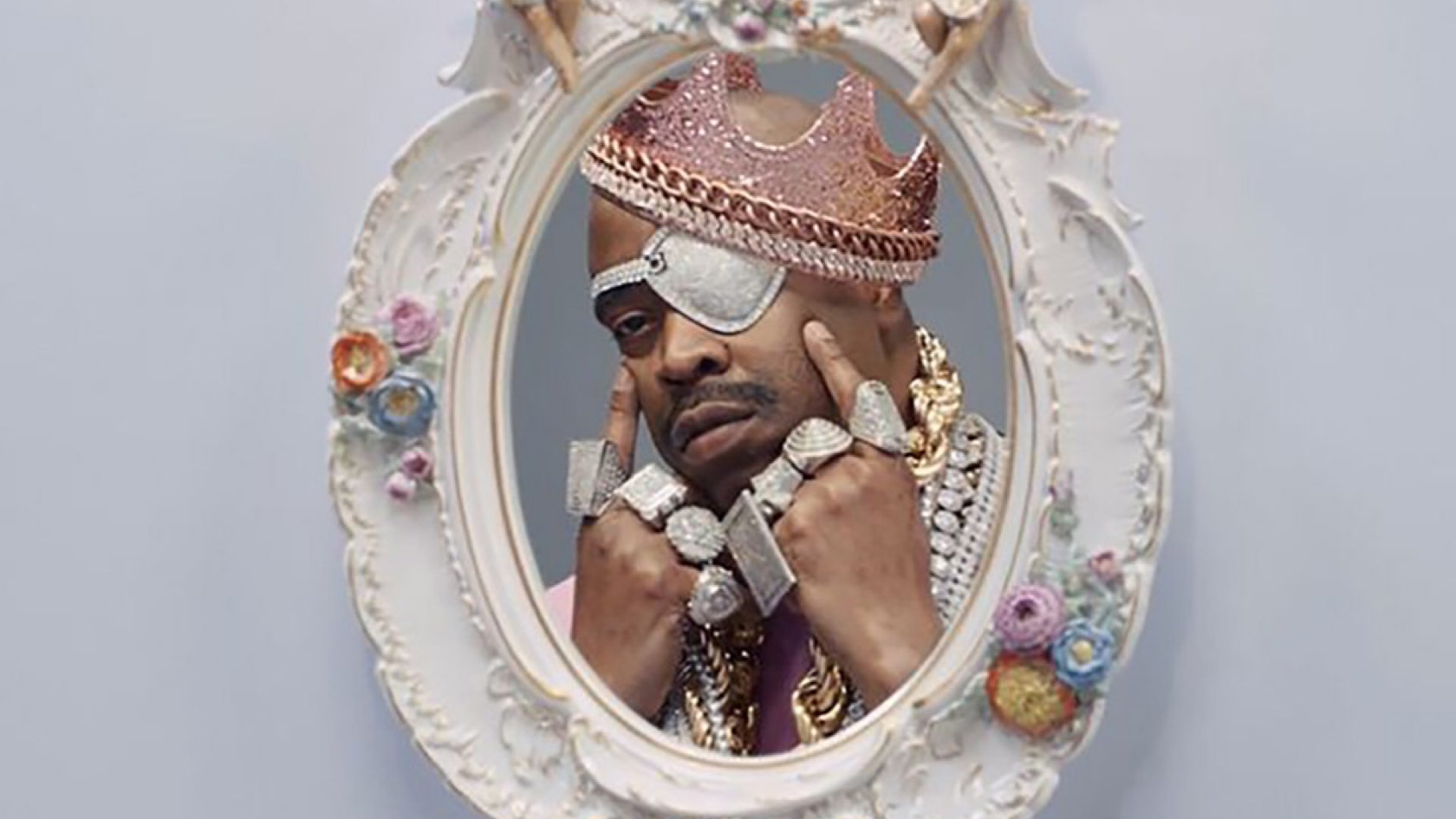 Watch Slick Rick Cover Himself In Jewels While Trying Out Supreme's New ...