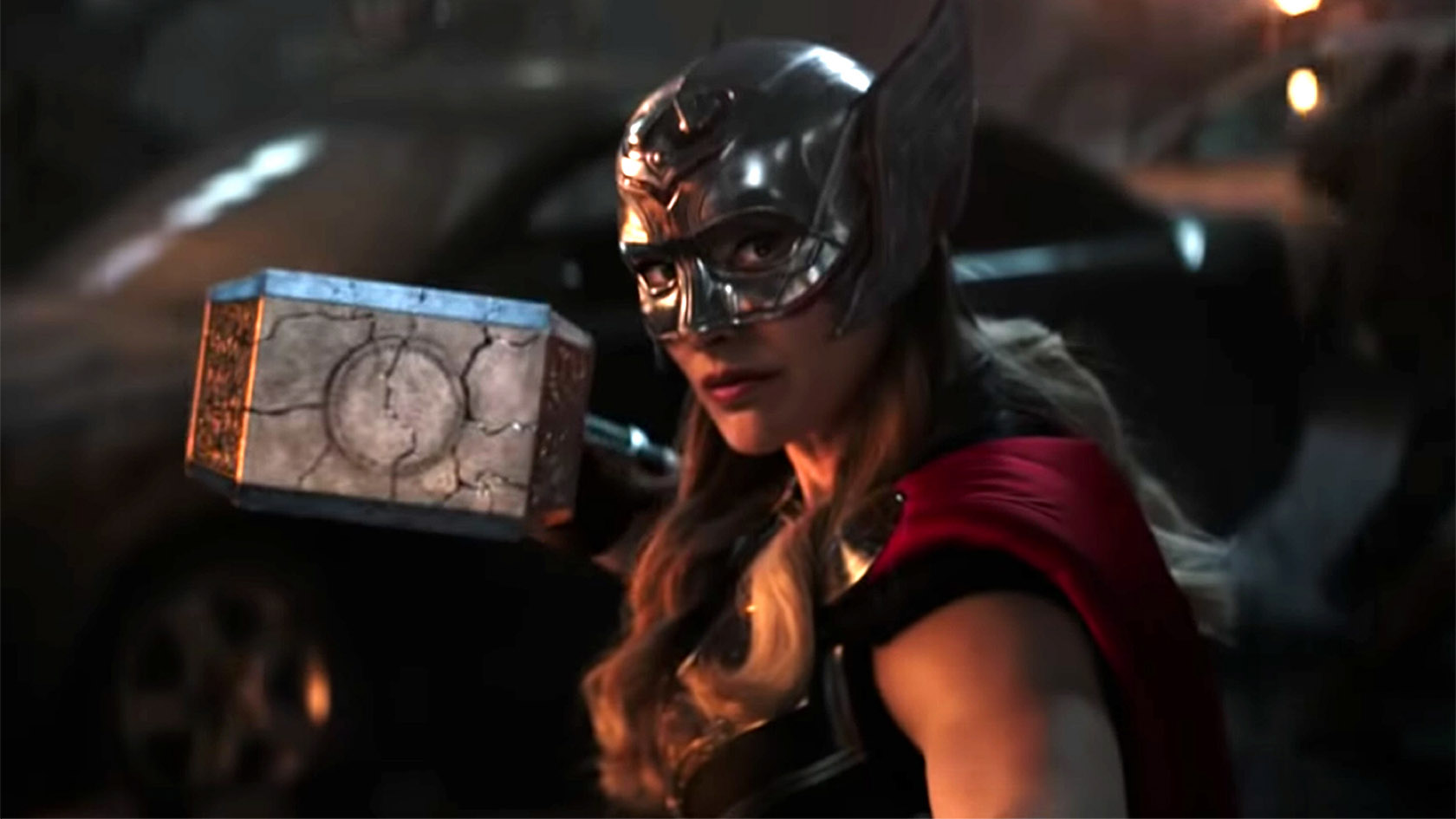 Natalie Portman Makes Her Superhero Debut In First 'Thor: Love ...