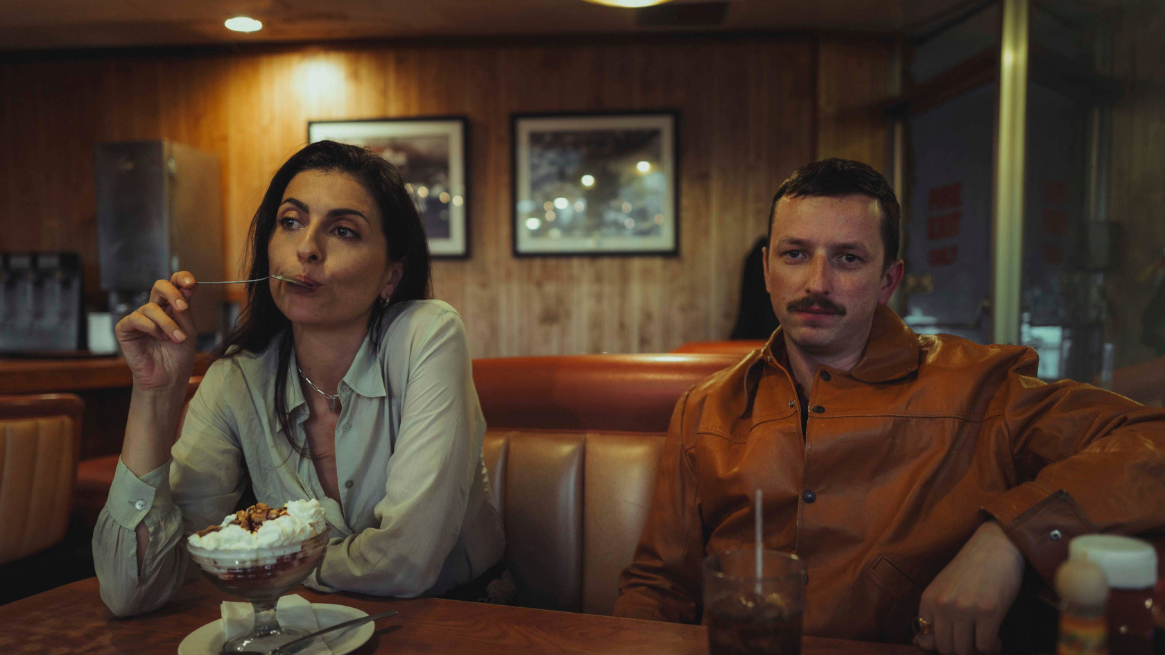 Anna Lunoe & Totally Enormous Extinct Dinosaurs Have Just Dropped The Perf Mid-Week Banger ...
