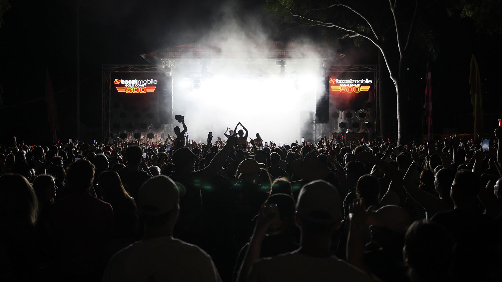 Peking Duk @ Boost Mobile GC 500, Surfers Paradise | lifewithoutandy